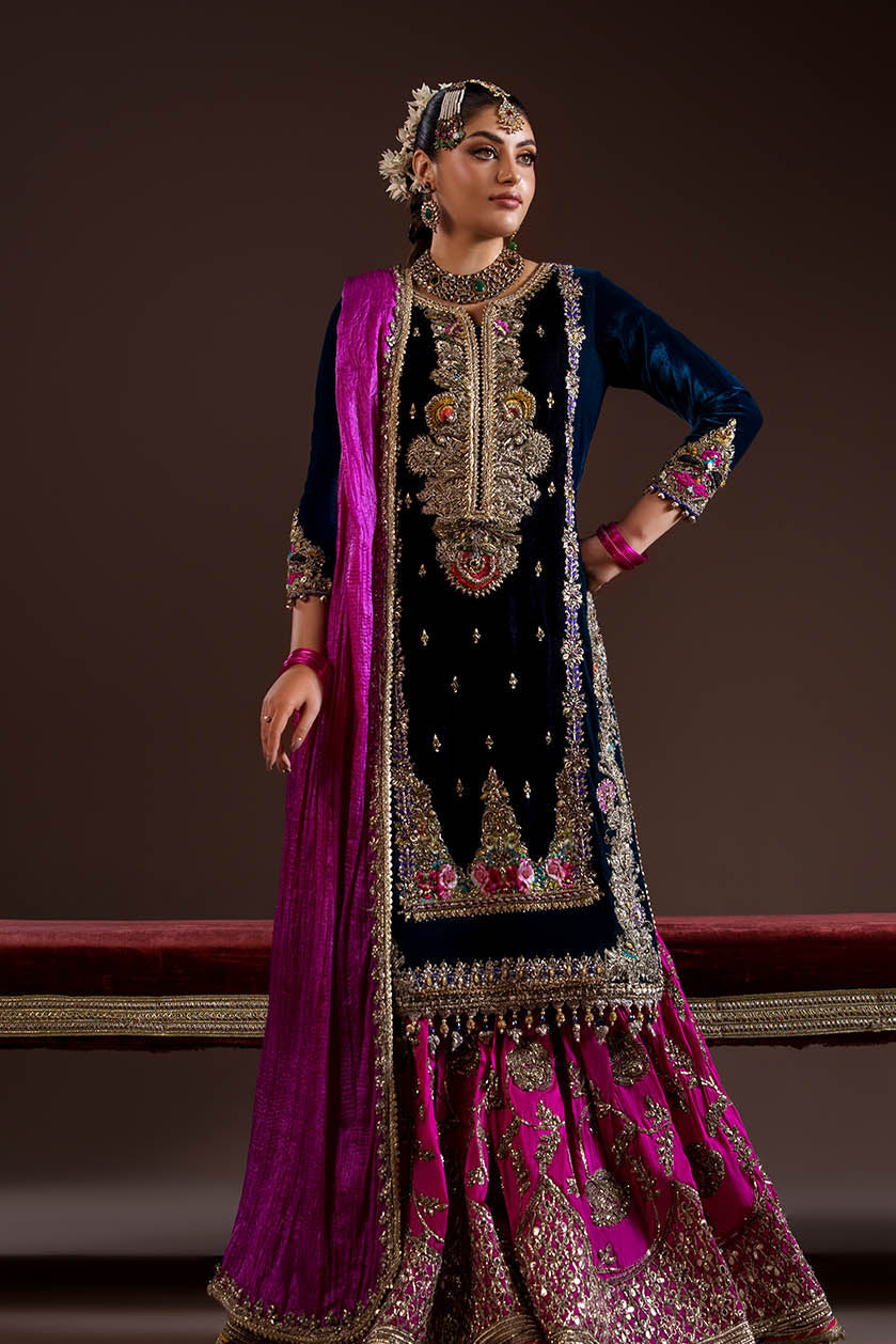 Luxury Organza & Charmeuse Silk Outfit with Kora Dabka 3D Handwork ...