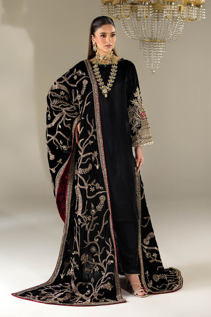 Luxury Organza & Charmeuse Silk Outfit with Kora Dabka 3D Handwork ...
